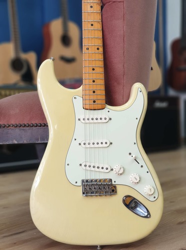 Fender American Vintage '57 Strat Reissue 2004 USA - - חשמליות יד שניה