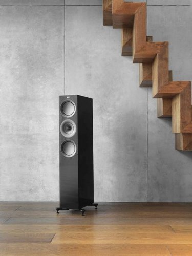 KEF R5 META