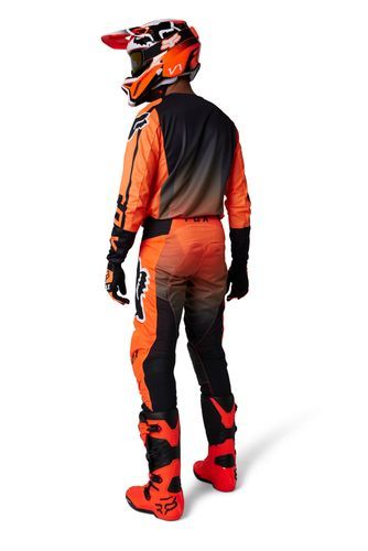 חליפת רכיבה לאופנוע שטח פוקס 180 כתום / שחור - FOX 180 LEED V23