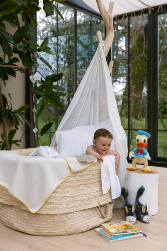 סט מצעים יוקרתי לתינוק לבן פס כסוף PIO PIO baby sheet set