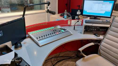 רדיו לב המדינה 91FM - שידורג אולפן א