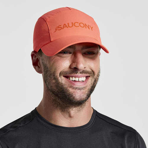 SAUCONY OUTPACE HAT VIZI RED - saucony - כובעים