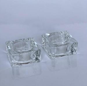 מטפחת תחרה משולשת