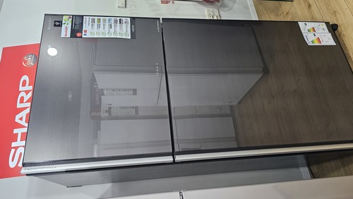 מקרר שארפ מקפיא עליון SJ-4660W\DS\BK SHARP - SHARP - מקררים