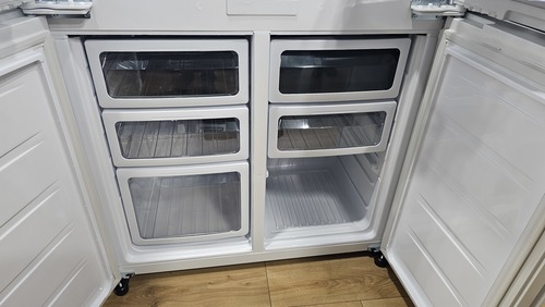 מקרר 4 דלתות 608 ליטר SJ-9170/9270-SL SHARP - SHARP - מקררים