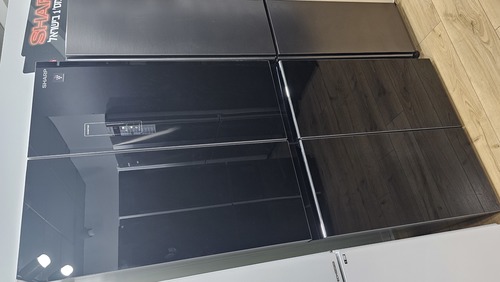 מקרר 4 דלתות זכוכית שחורה SJ-8435-BL SHARP - SHARP - מקררים