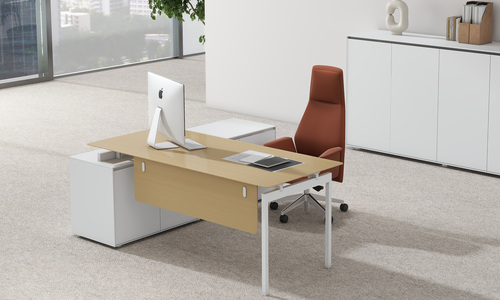 שולחן מנהלים רוכב עם שלוחה BOLT, שולחן מנהלים יוקרתי, ריהוט משרדי - גיא ...