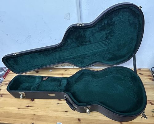 נמכרה **** גיטרה אקוסטית משומשת Martin OOOC-16RGTE - Martin - כלים משומשים