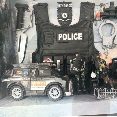 סט משטרה ענק עם רכב סיור תקיפה ואביזרים רבים - SOPER POWER HW-P981
