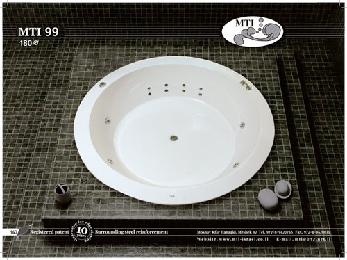 MTI USA אם.טי.אי אמבטיות ג'קוזי ומערכות ספא | אמבטיה עגולה דגם 99 - אמבטיה אקרילית