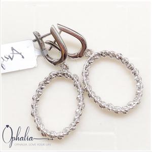 צמיד כסף 925 עשוי כדורים בחיתוך לייזר במראה נוצץ ויוקרתי.