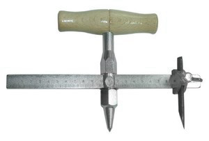 מחוגה לחיתוך אטמים פקומגים 200 מ"מ BLOSTA - BLOSTA - כלי עבודה