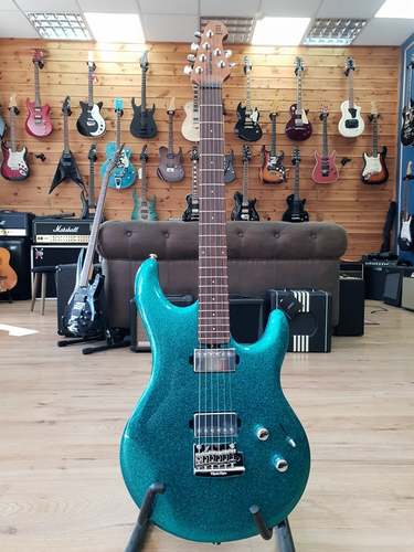 Music Man Luke III 2021 - - חשמליות יד שניה