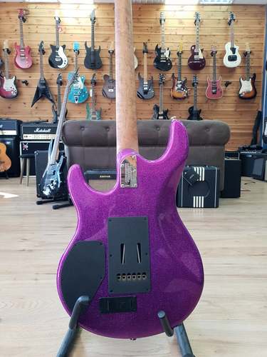 Music Man Luke III 2021 - - חשמליות יד שניה